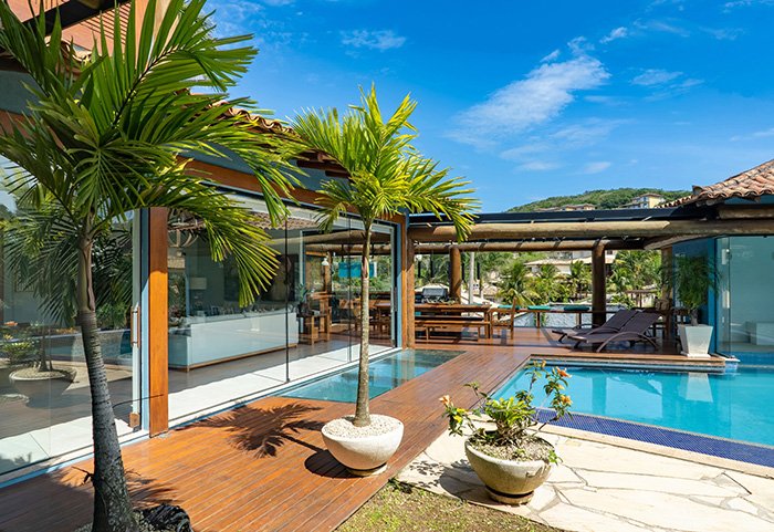 Villas in Brazil - Luxury rentals and concierge services